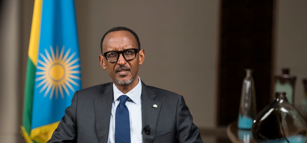 Thousands throng Rwanda stadium to see Kagame mount power for fourth ...