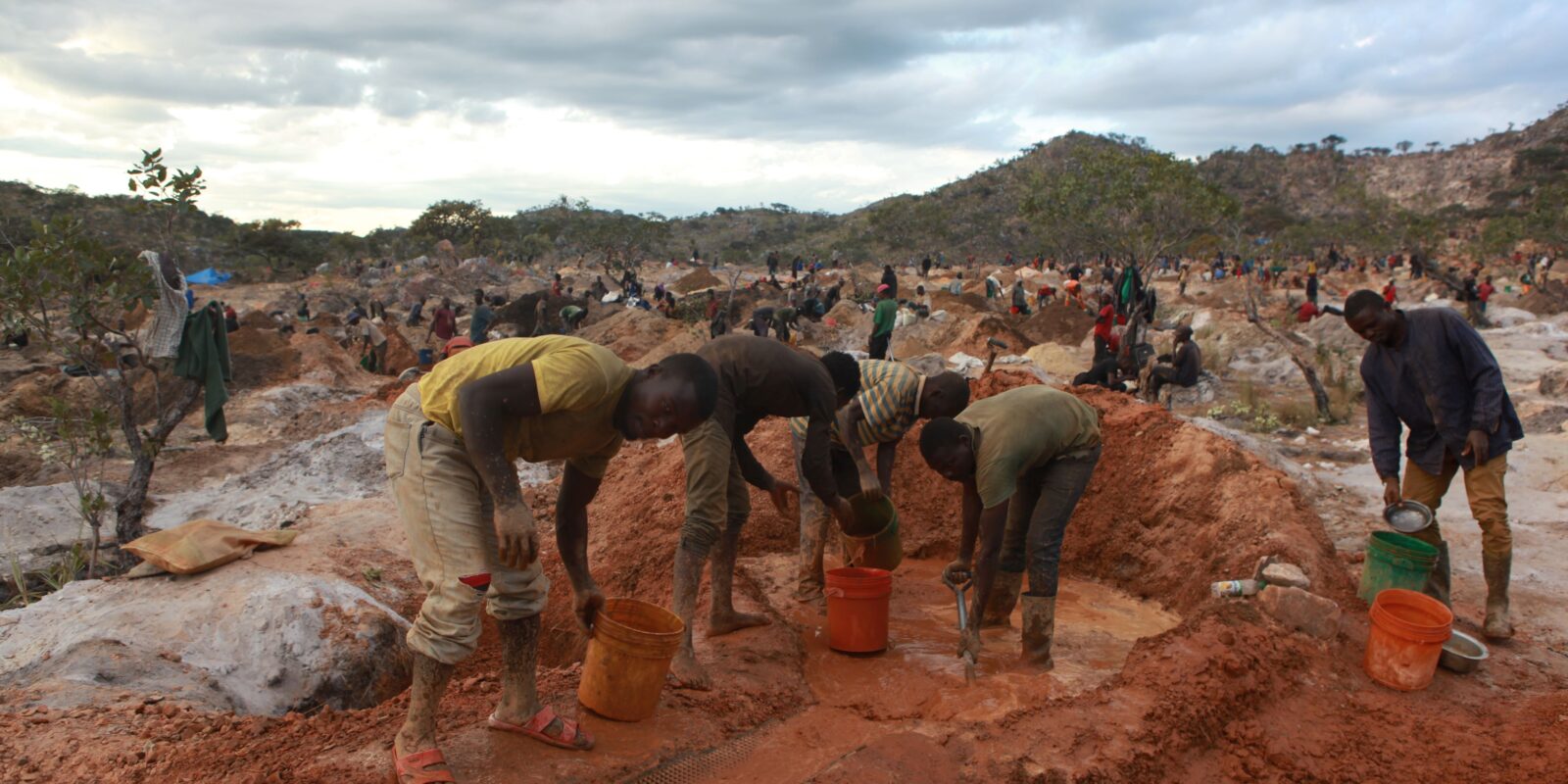 Illegal miner buried alive in Solwezi mine accident | Zambia Monitor