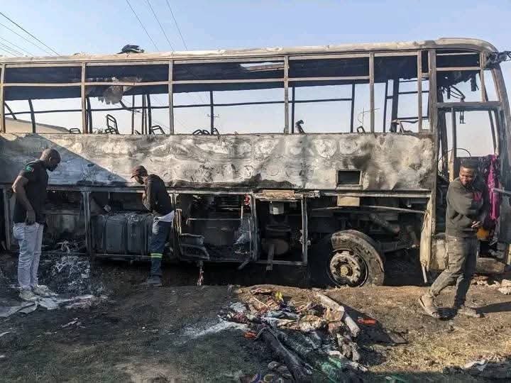 76 passengers escape unhurt as Power Tools bus catches fire in Lusaka ...