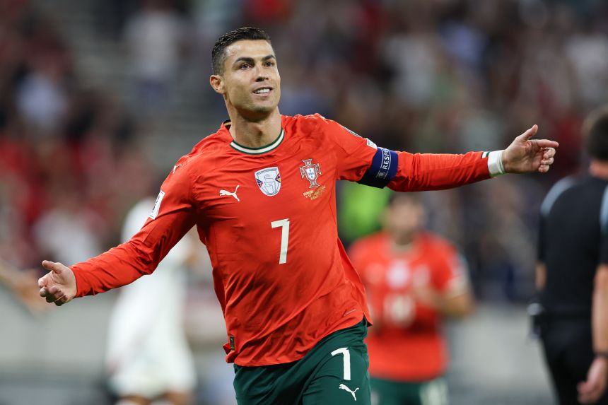 Ronaldo becomes first footballer to join billionaire club, Bloomberg ...