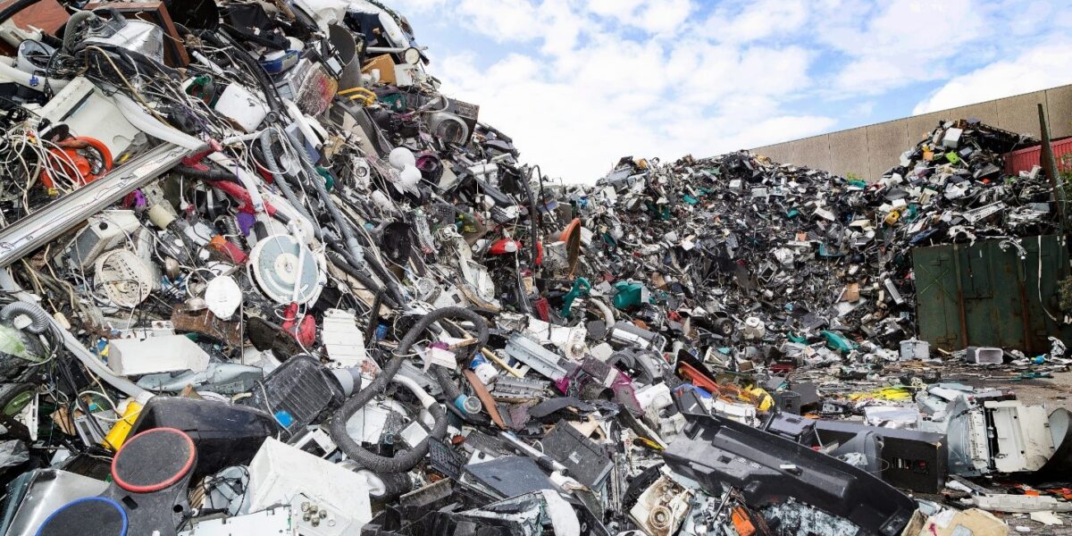 District Commissioner blames poor waste management for flooding ...